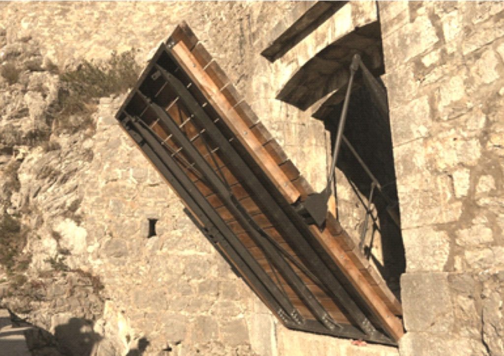 Reconstitution d’un pont-levis à Zig-zag - Citadelle de Sisteron